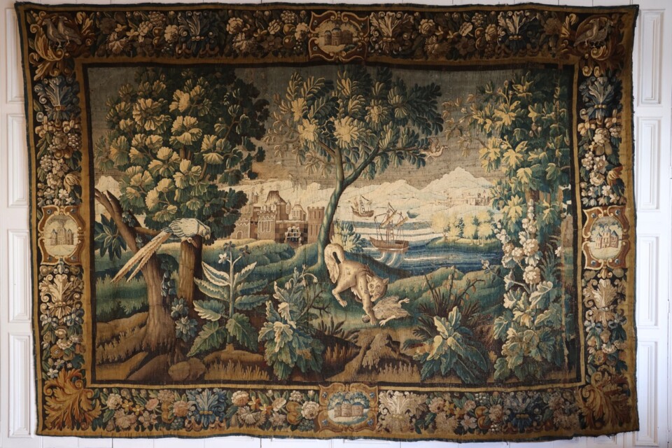 Large Early to Mid 18th Century French Aubusson Tapestry - Tapestries